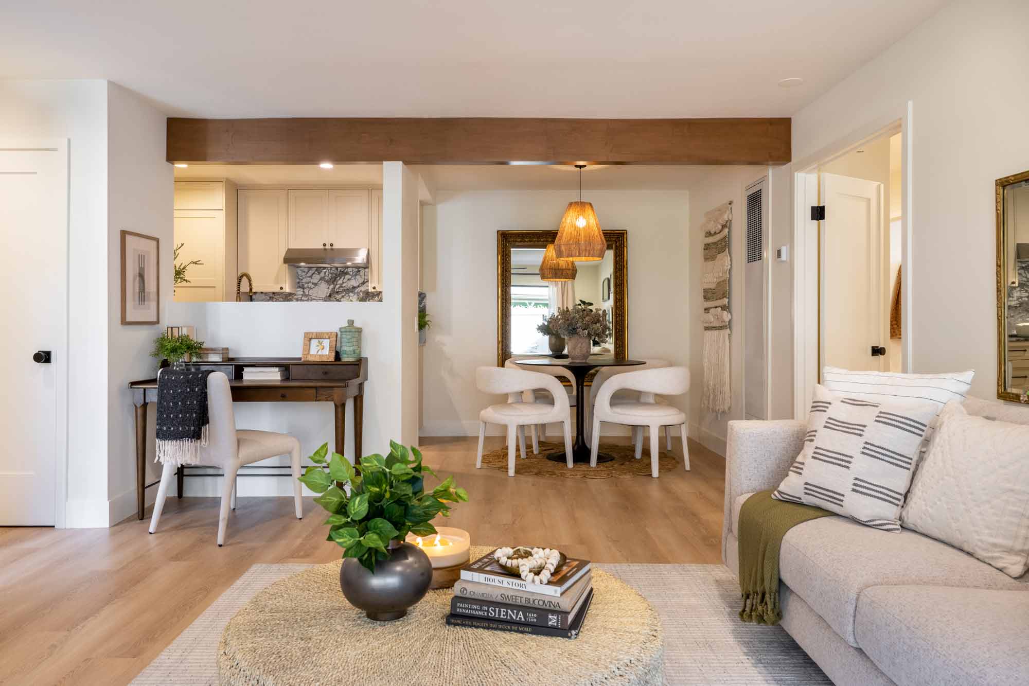 Condo by the Beach – Built Custom Homes, Inc.